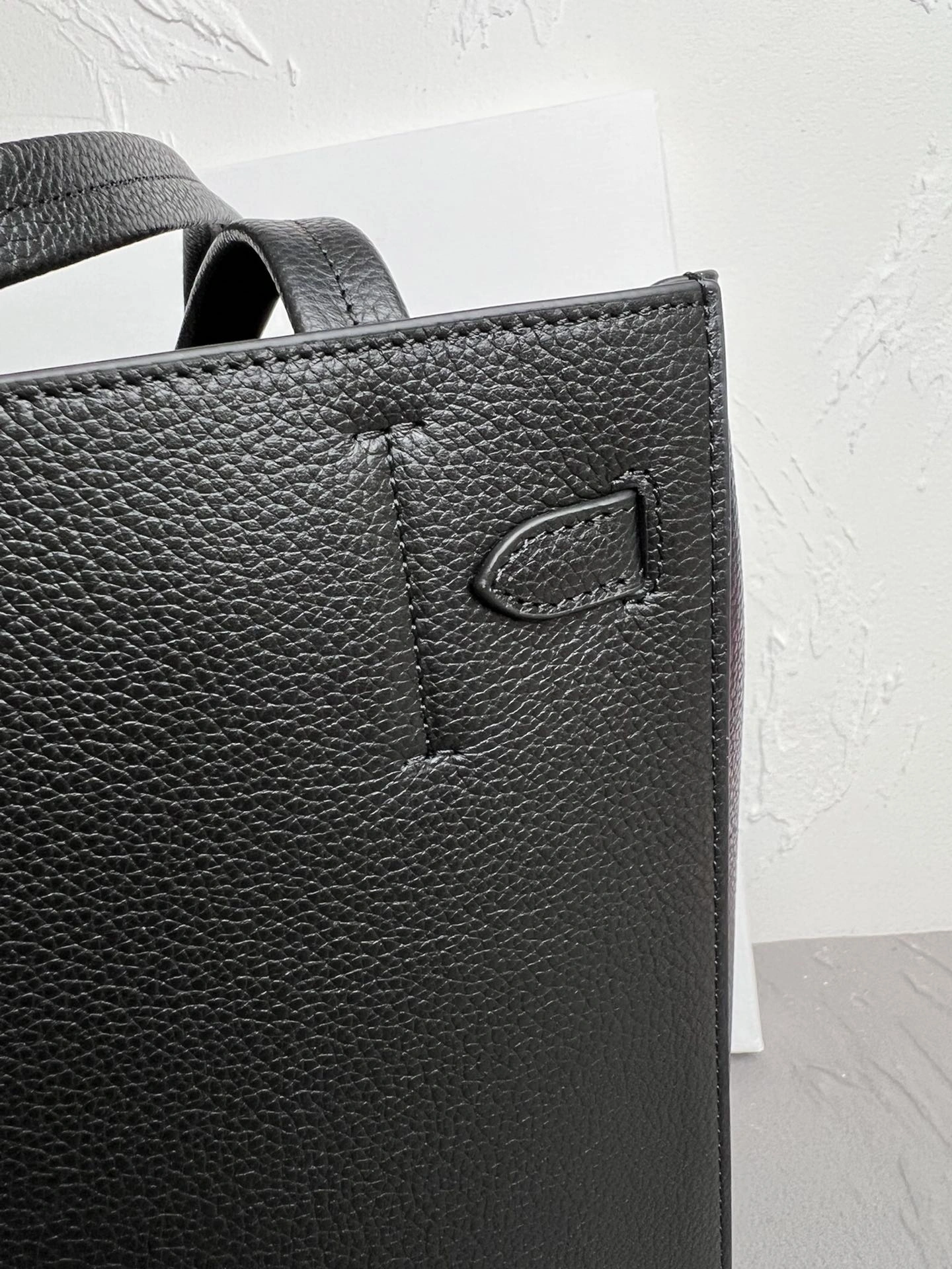 Discounted Celine Shopping Bags