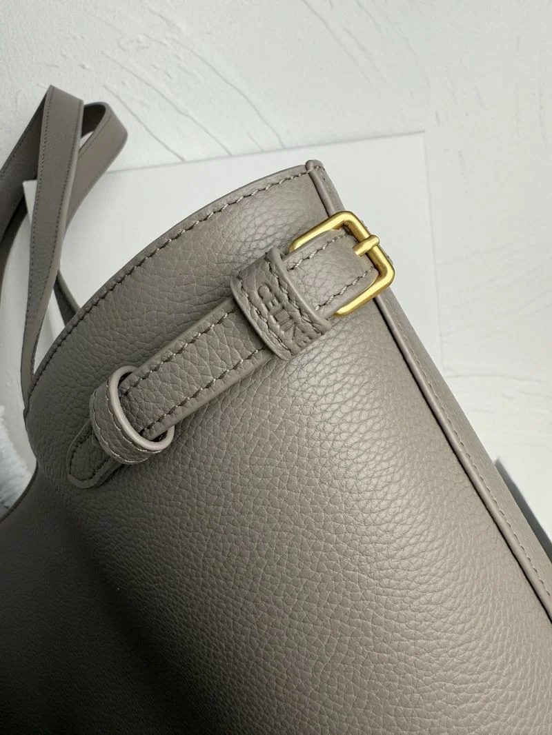 Low-cost Celine Shopping Bags