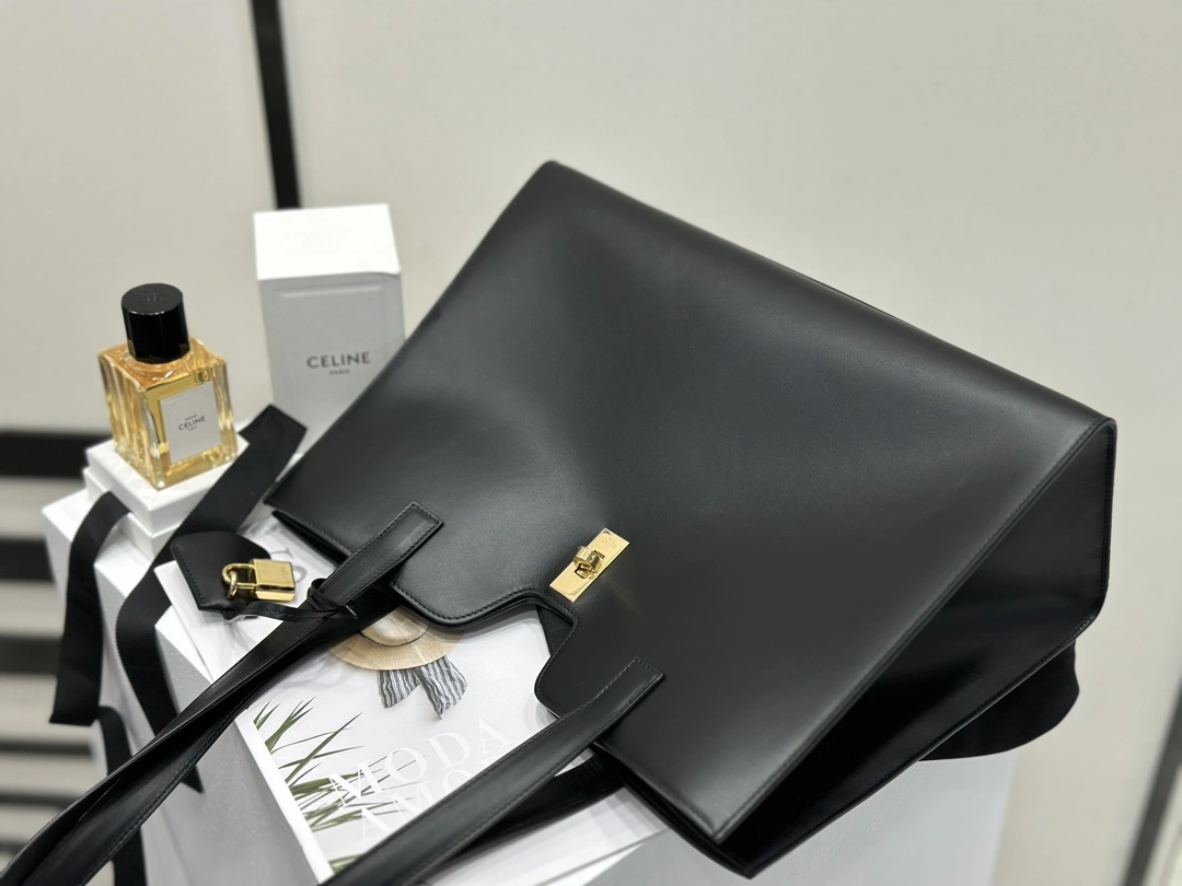 Mirror quality Celine Shopping Bags