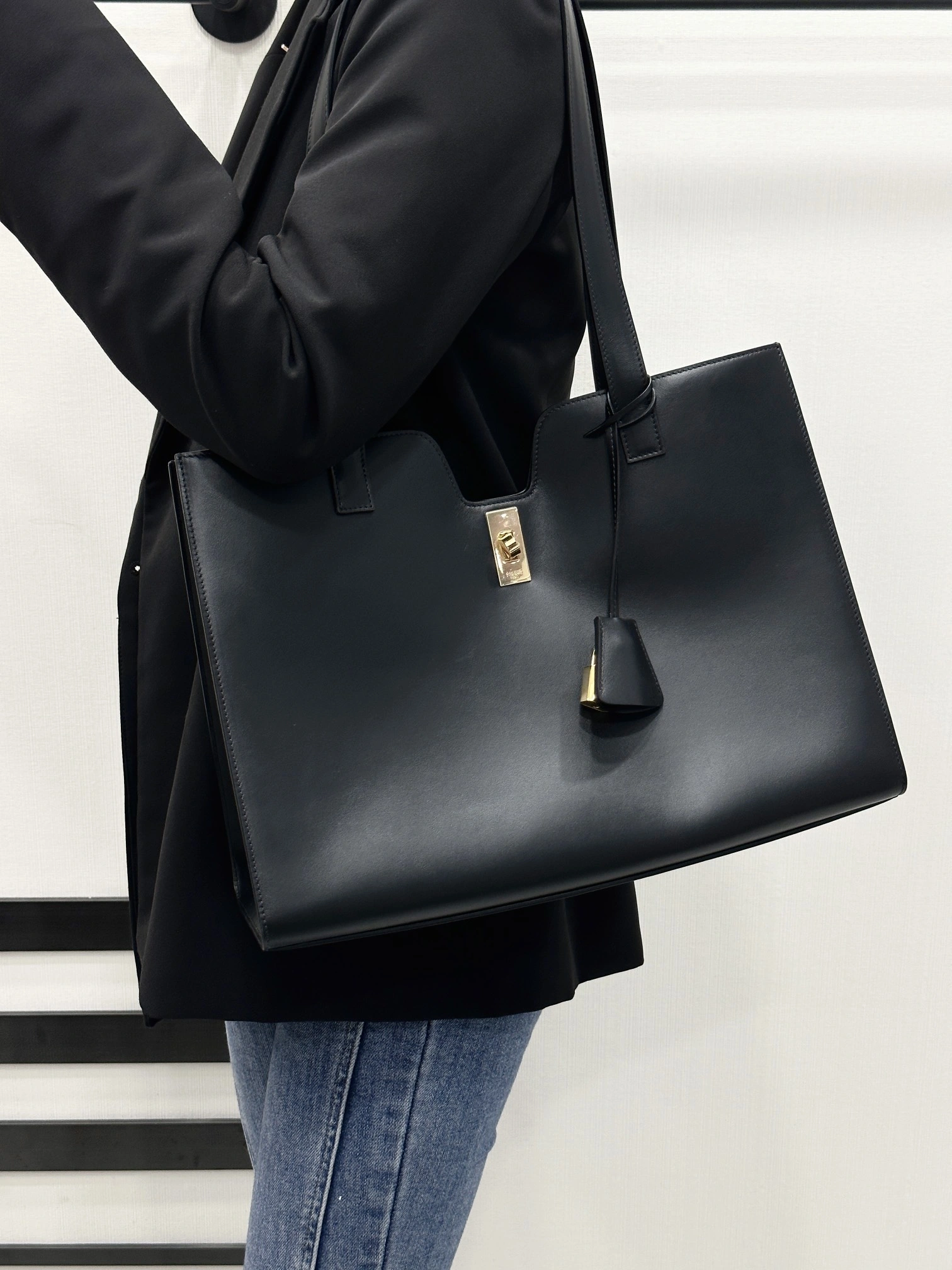 Mirror quality Celine Shopping Bags