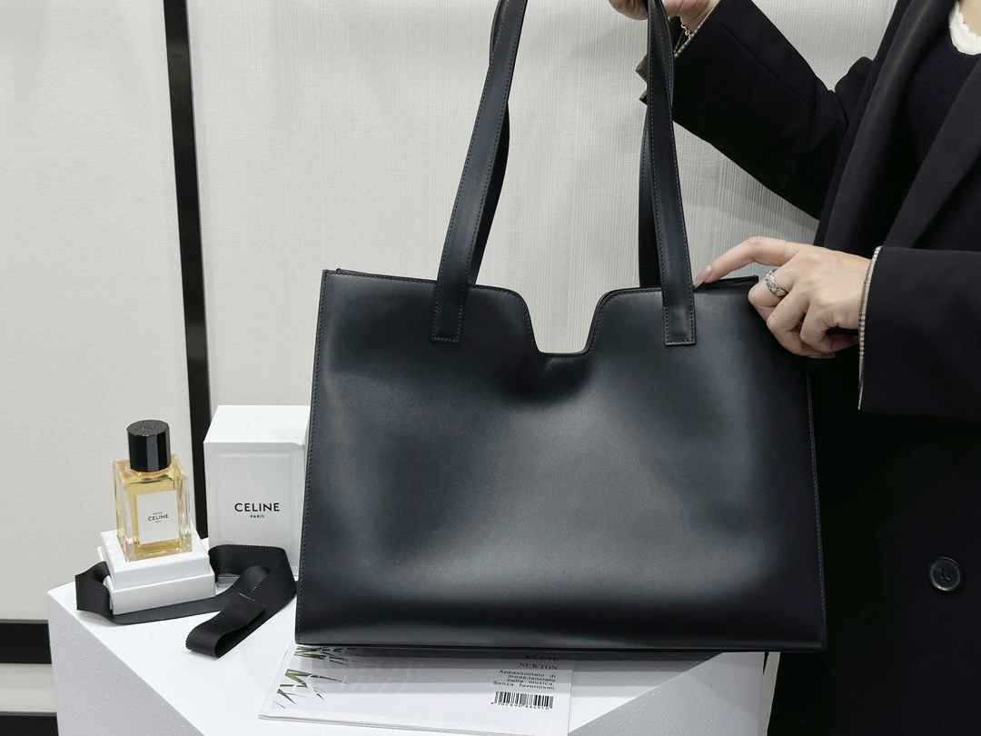 Mirror quality Celine Shopping Bags