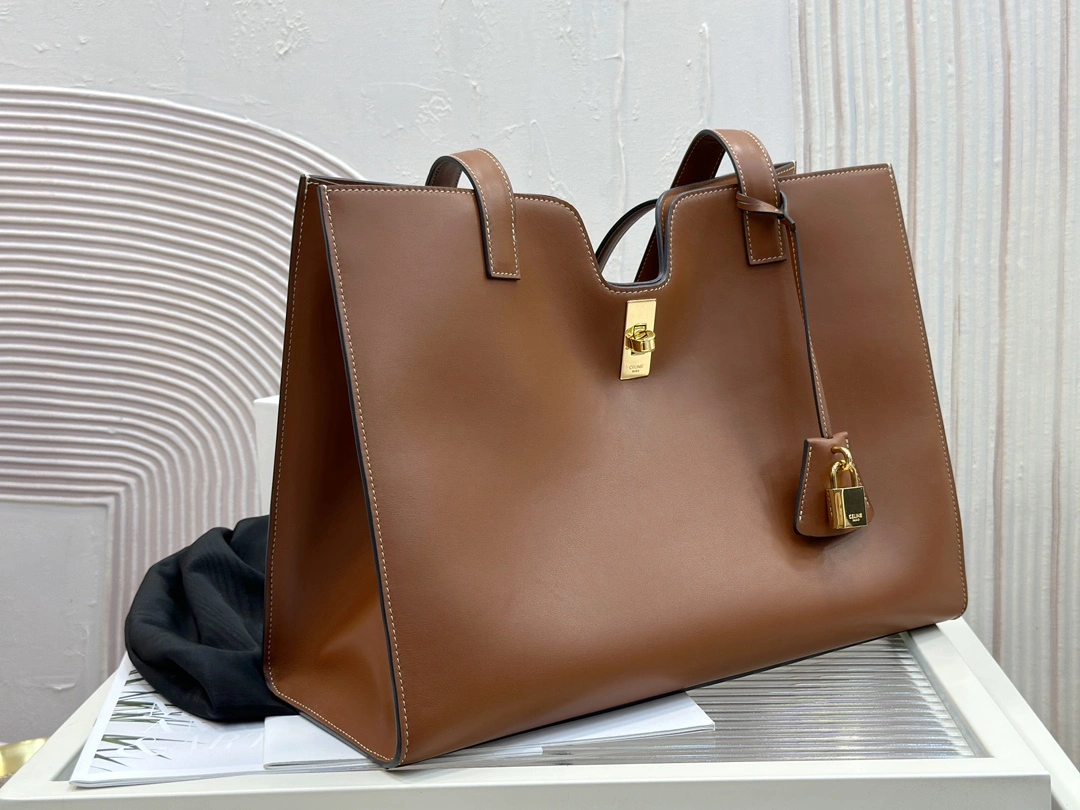 High accuracy Celine Shopping Bags