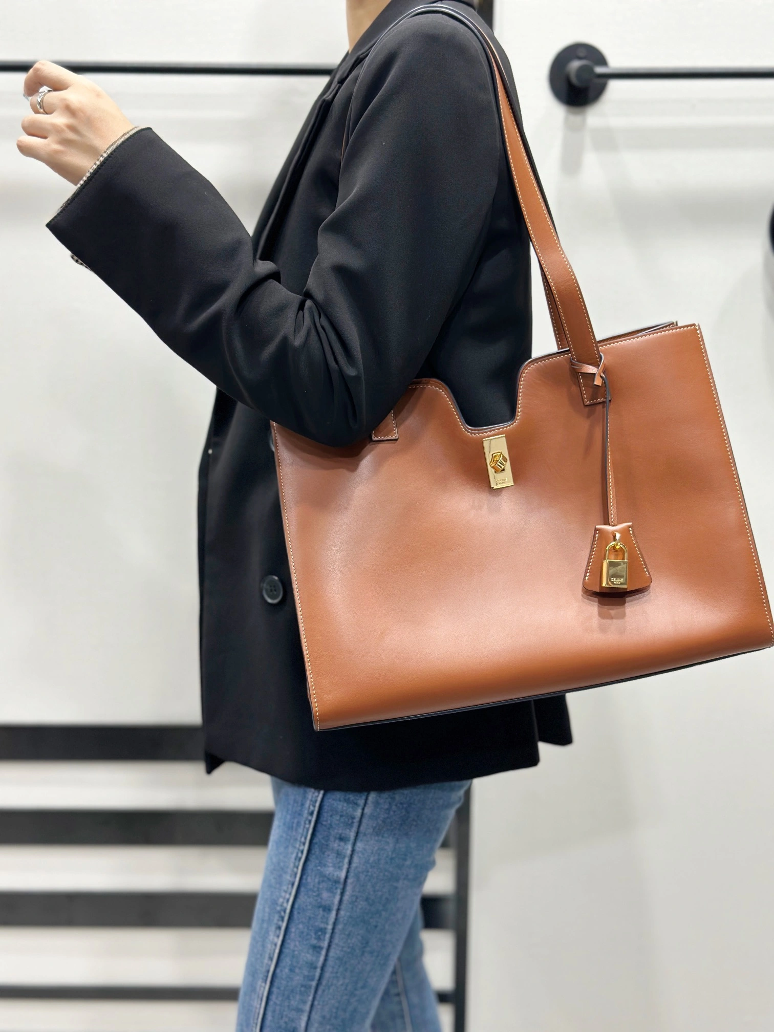 High accuracy Celine Shopping Bags