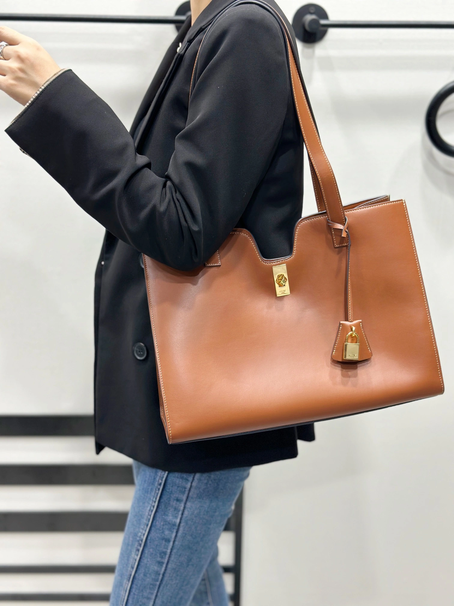 High accuracy Celine Shopping Bags