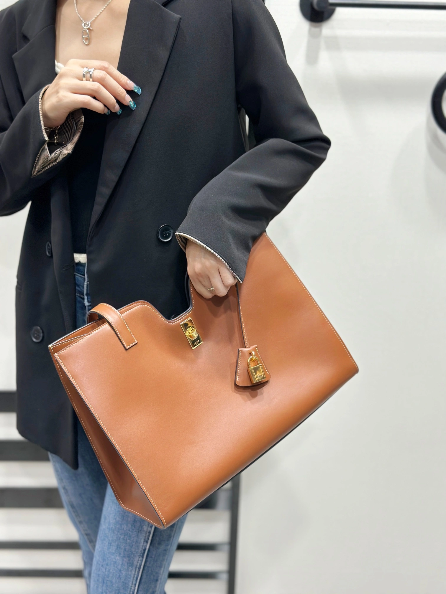 High accuracy Celine Shopping Bags