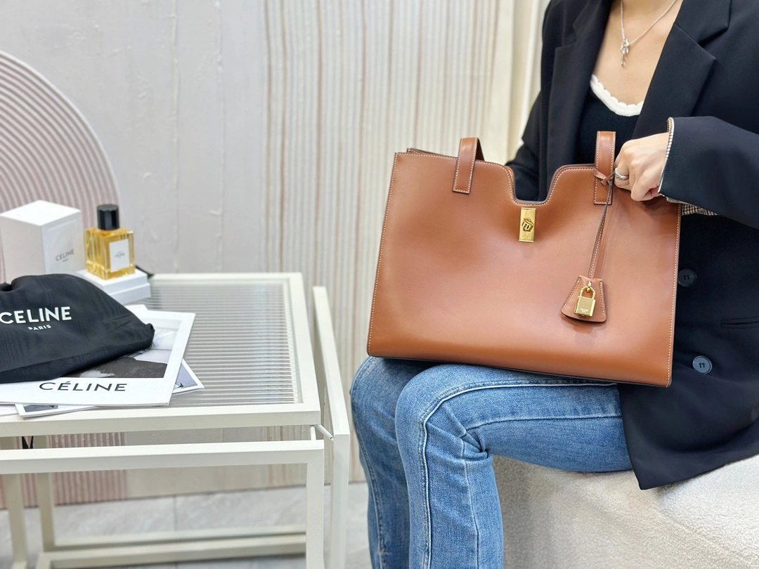 High accuracy Celine Shopping Bags