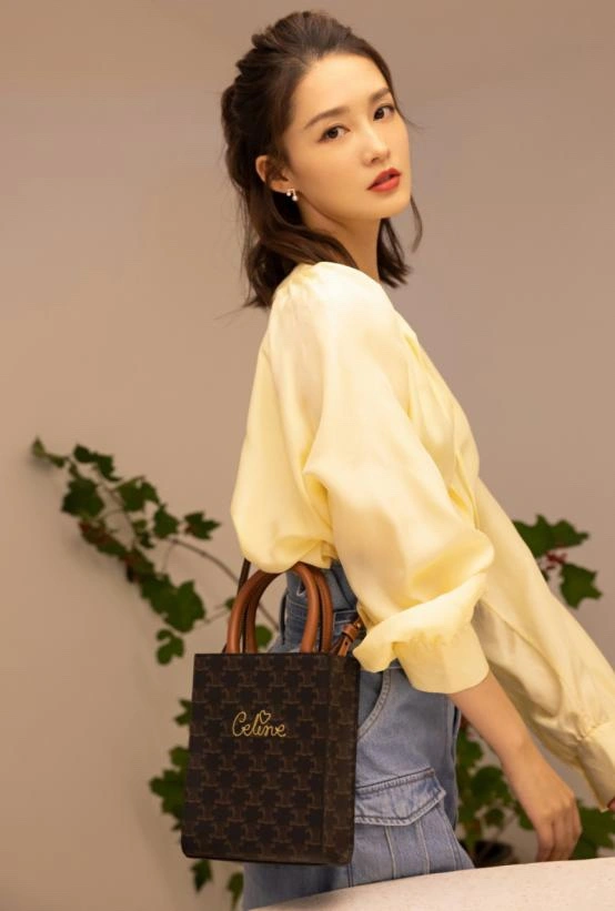 Indistinguishable Celine Shopping Bags