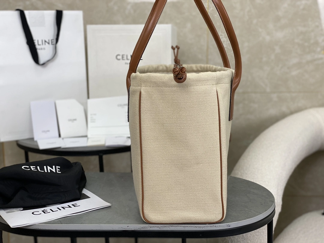 Accurate model Celine Shopping Bags