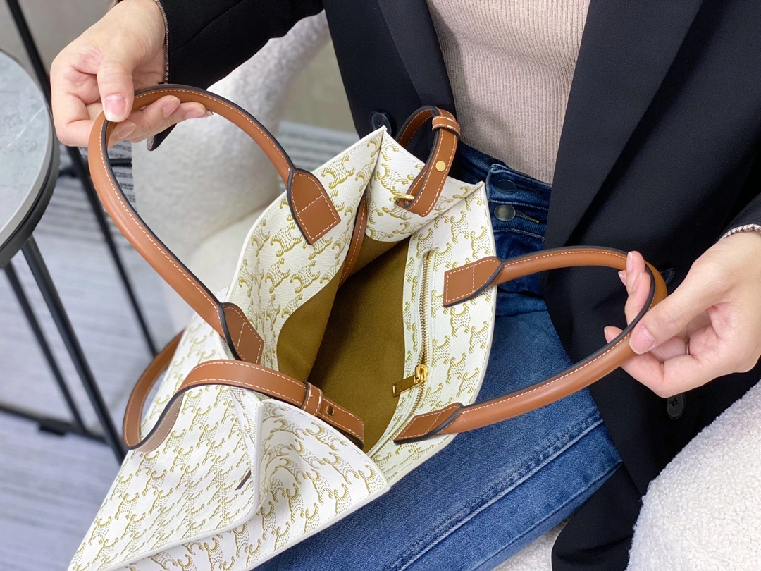 Mirror quality Celine Shopping Bags