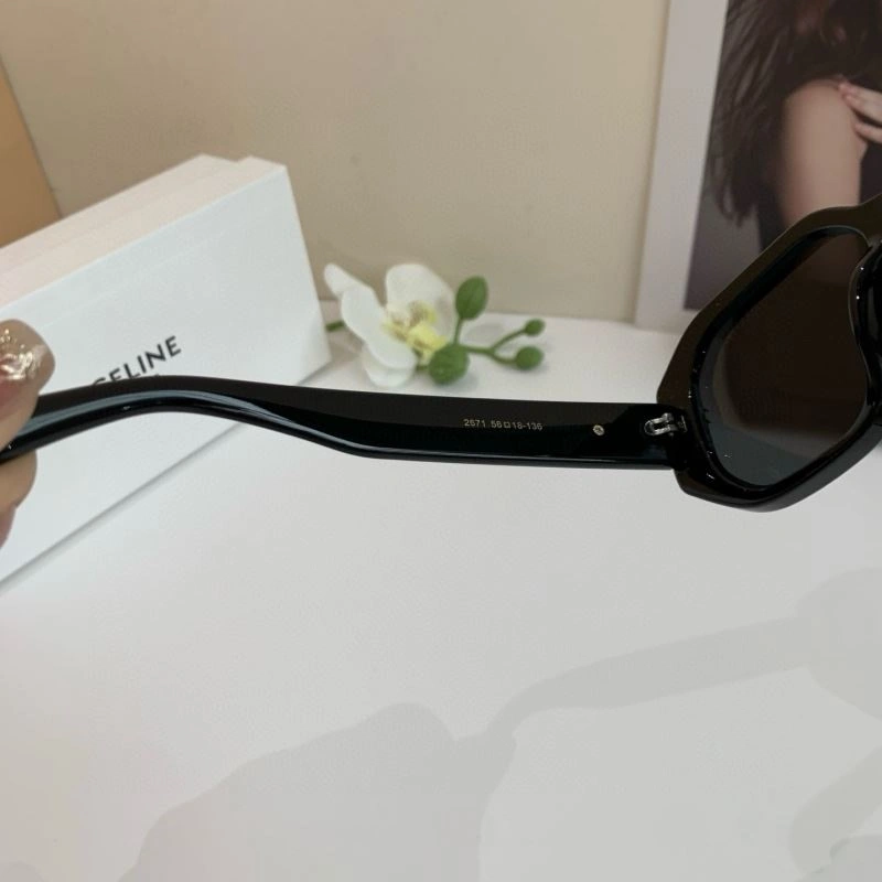 Exact replica Celine Sunglasses