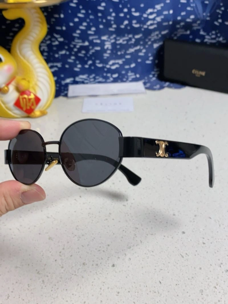 Accurate model Celine Sunglasses