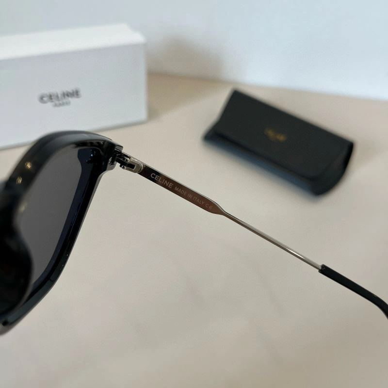 Top mirror Celine Sunglasses