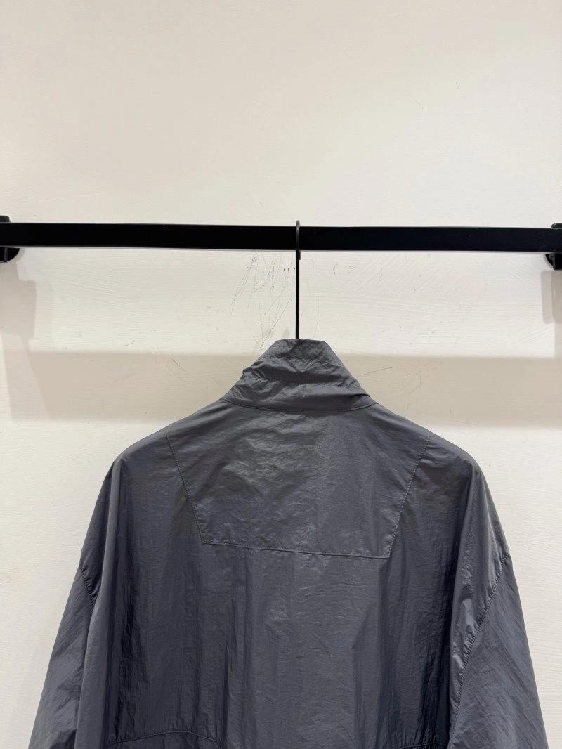 Top mirror Celine Sunscreen Jacket