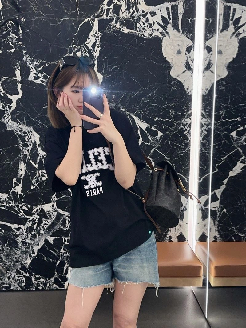 Precise copy Celine T-Shirts