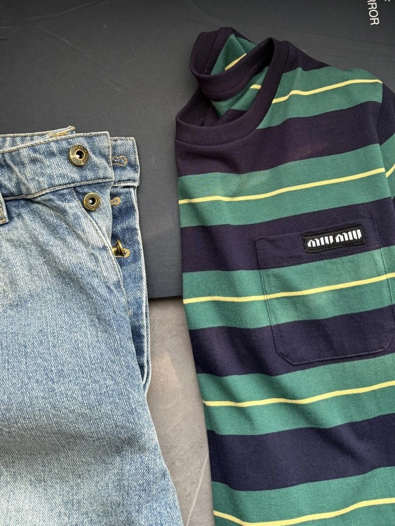 Low-cost Celine T-Shirts