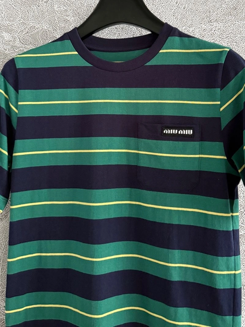 Low-cost Celine T-Shirts