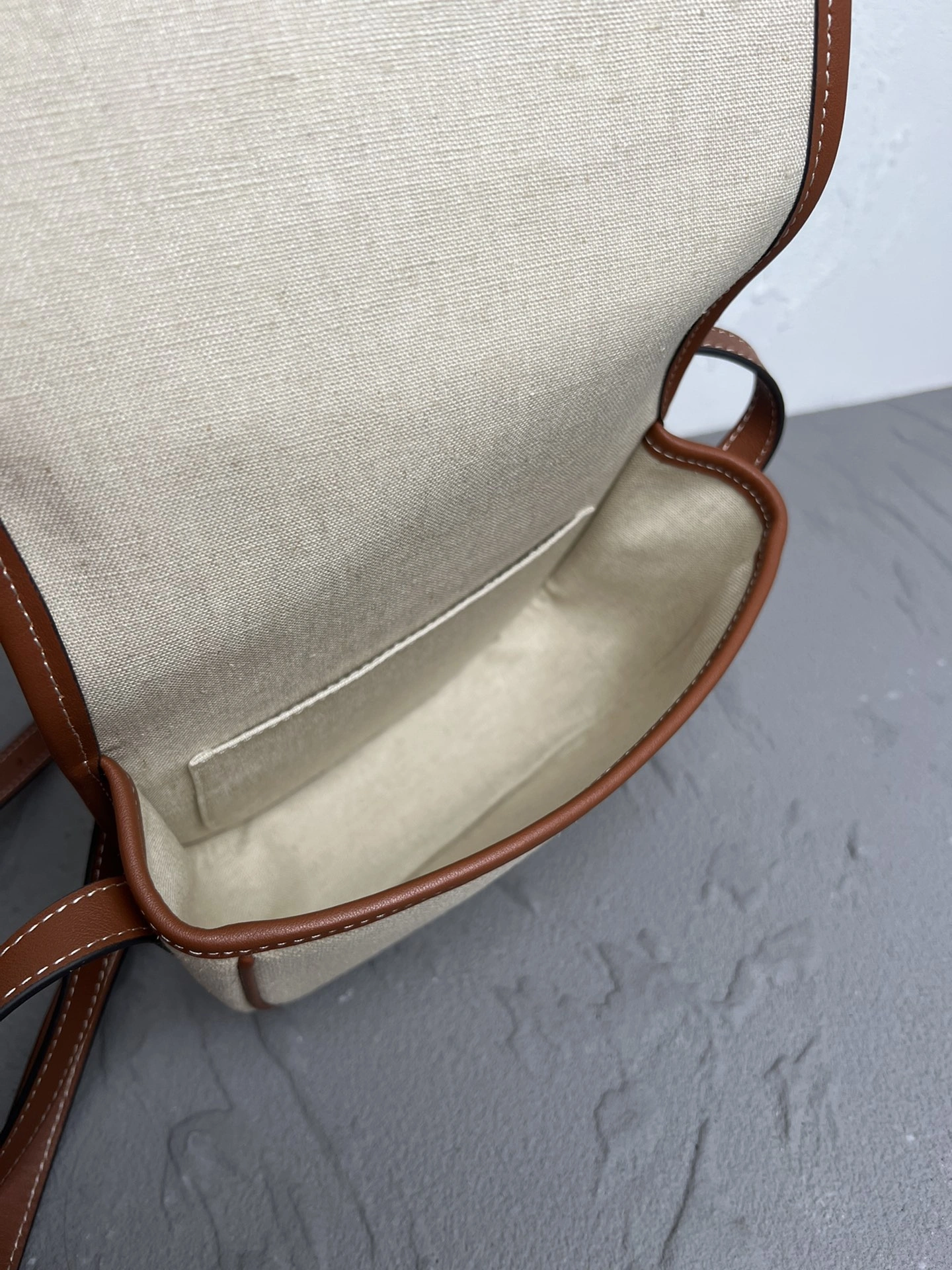 Perfect replica Celine Triomphe Bags