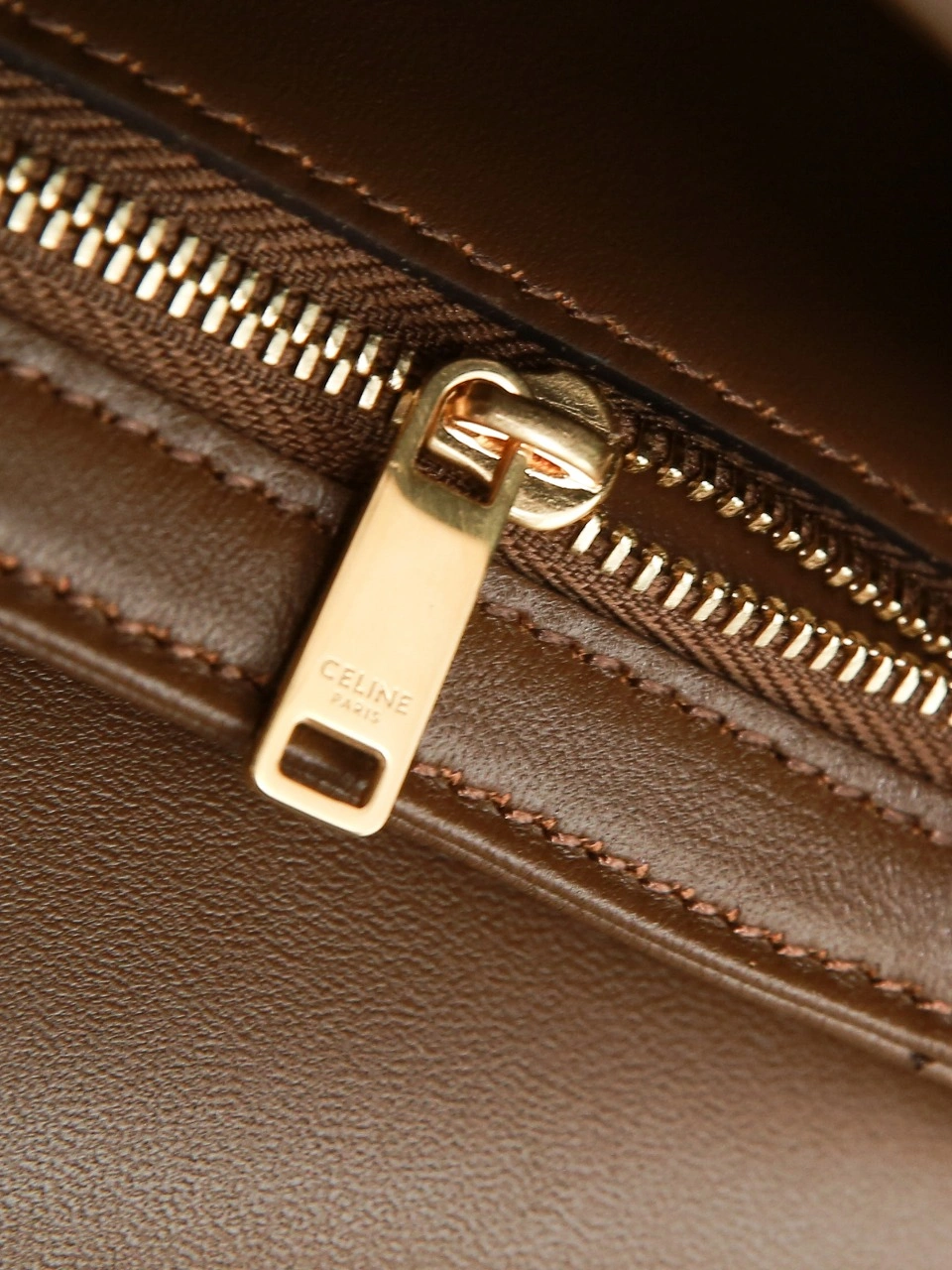 Top mirror Celine Triomphe Bags