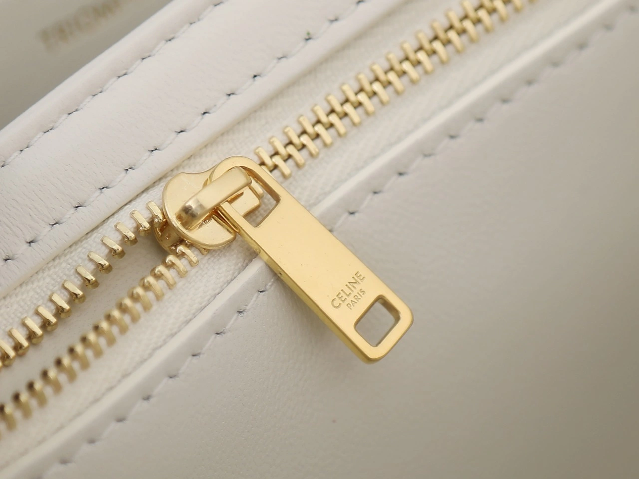 Accurate model Celine Triomphe Bags