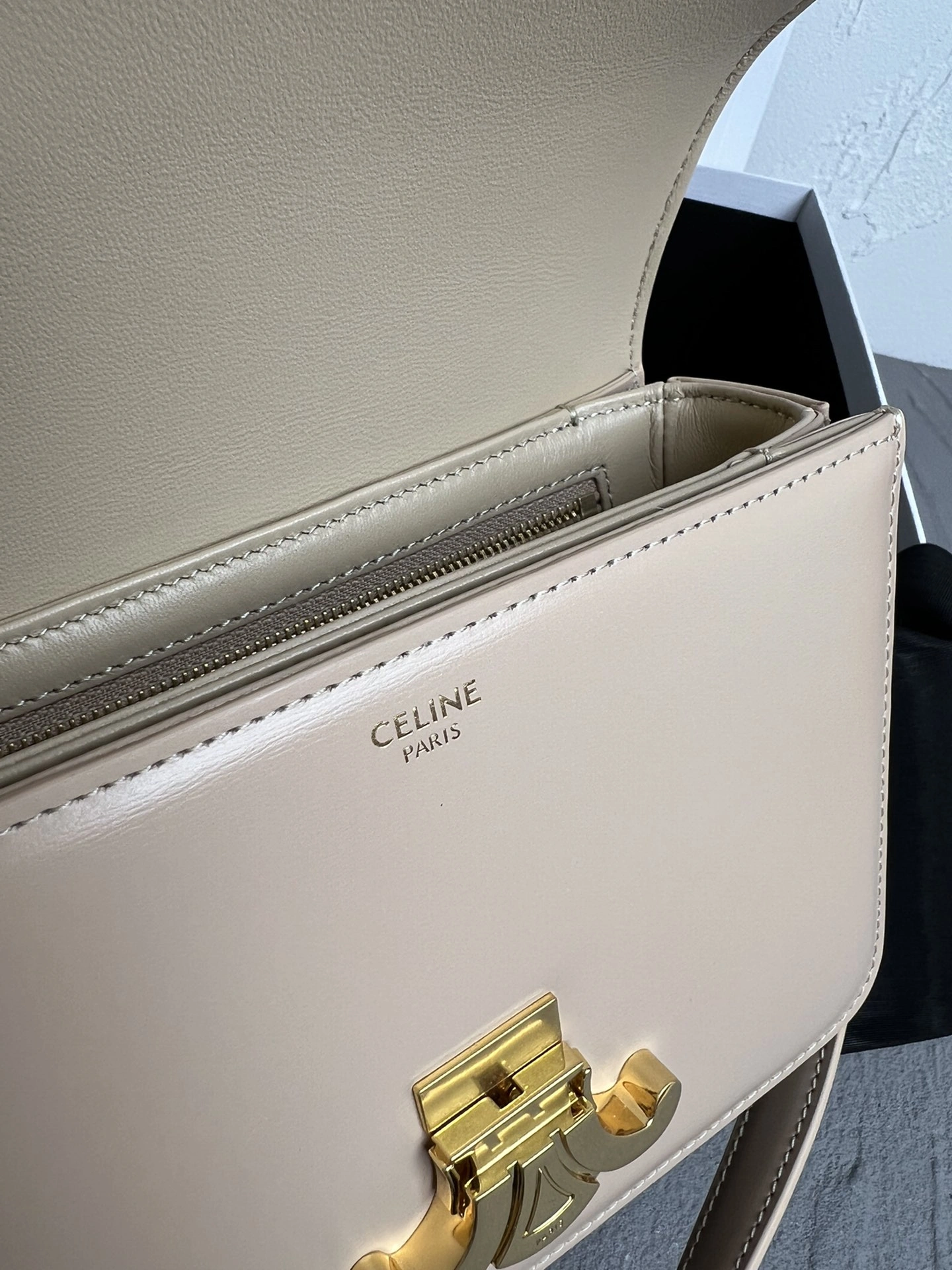 Bargain Celine Triomphe Bags