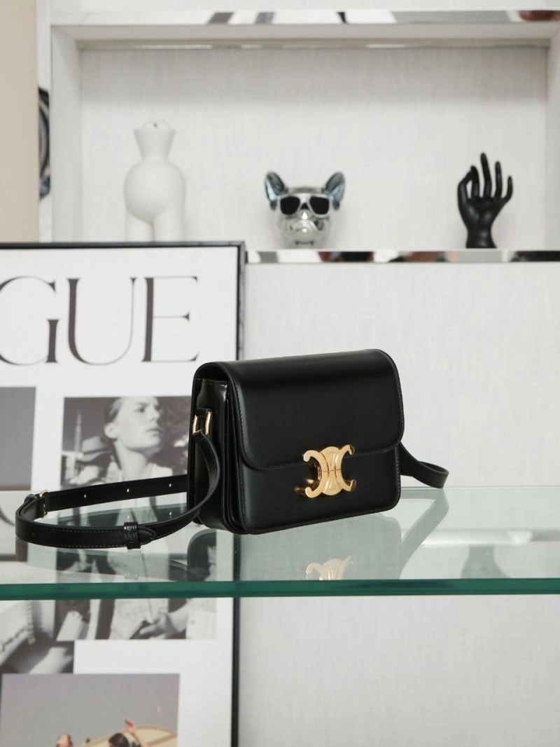 Accurate model Celine Triomphe Bags