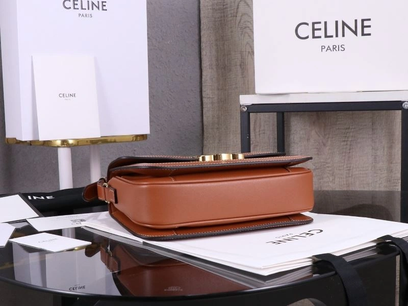 Accurate model Celine Triomphe Bags