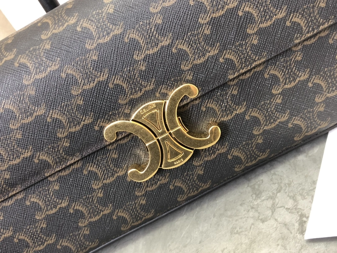 Top mirror Celine Triomphe Bags