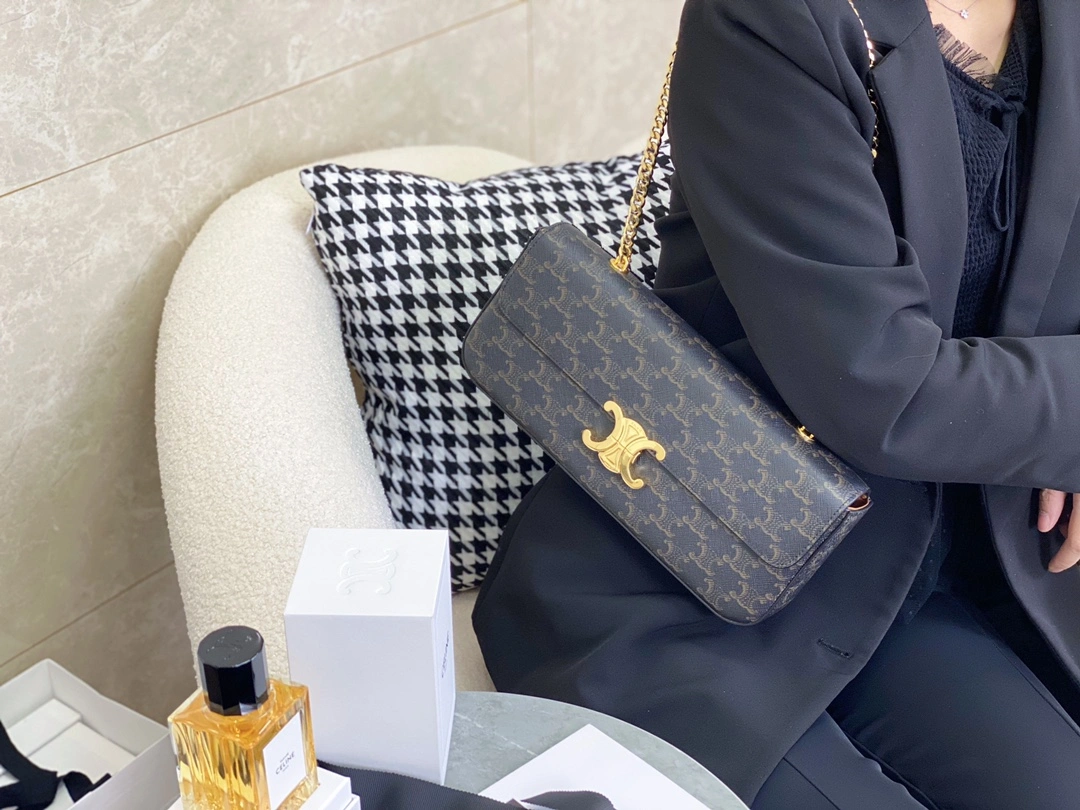 Top mirror Celine Triomphe Bags