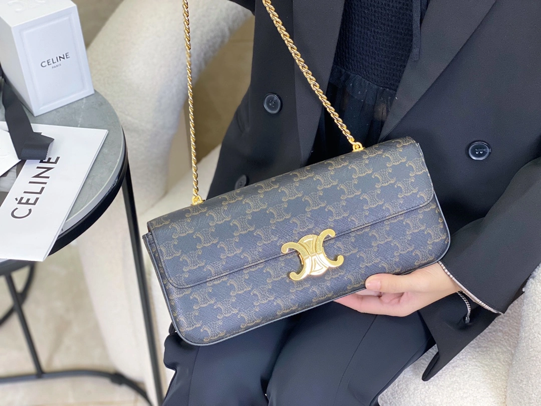 Top mirror Celine Triomphe Bags