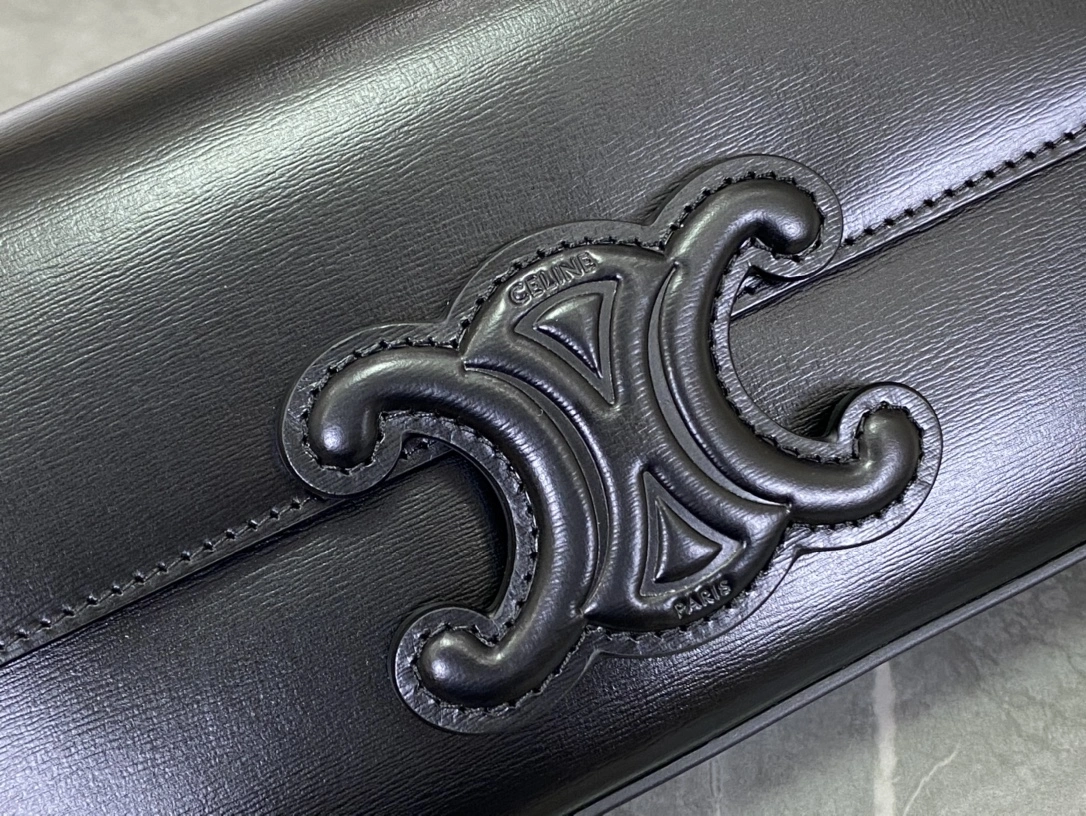 Exact replica Celine Triomphe Bags