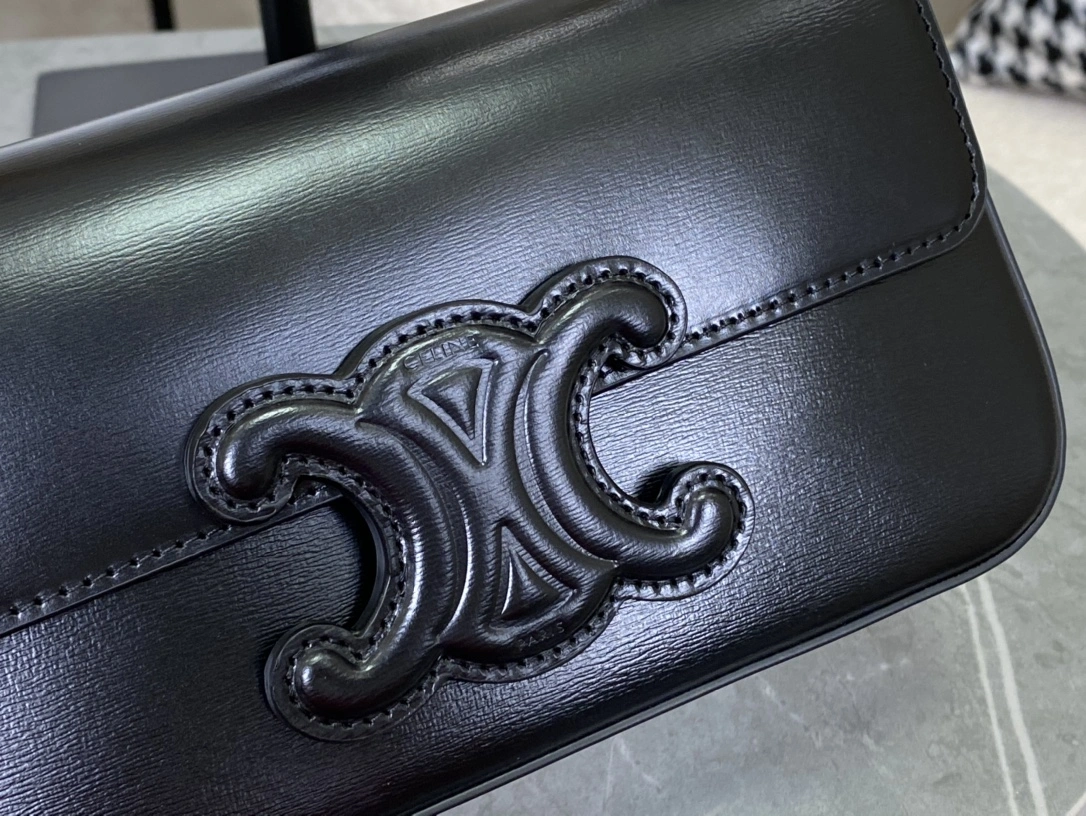 Precise copy Celine Triomphe Bags