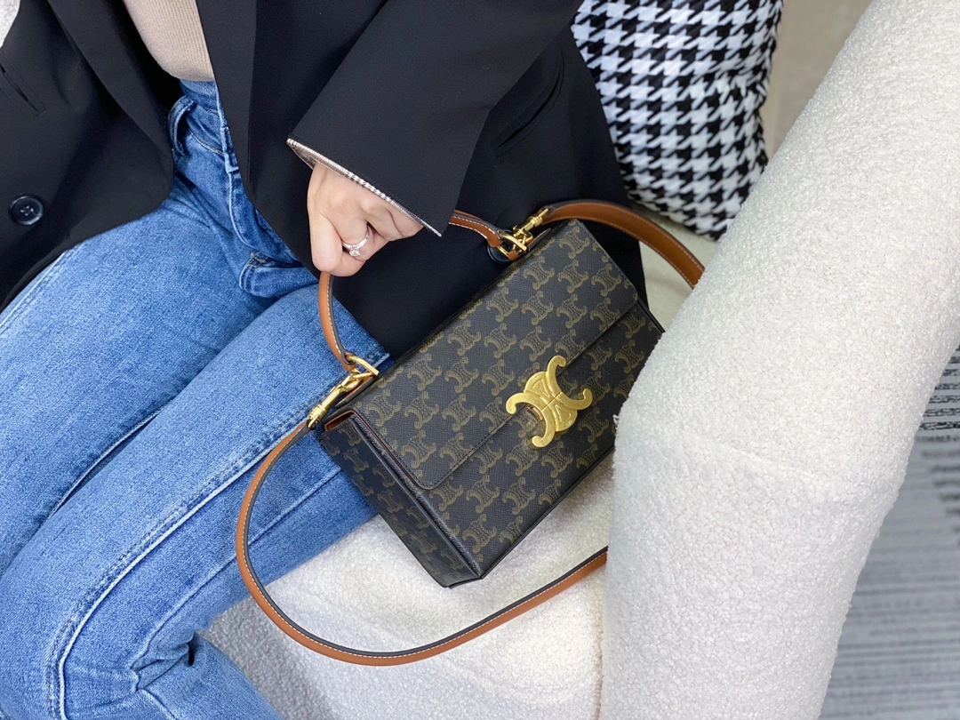 Top mirror Celine Triomphe Bags
