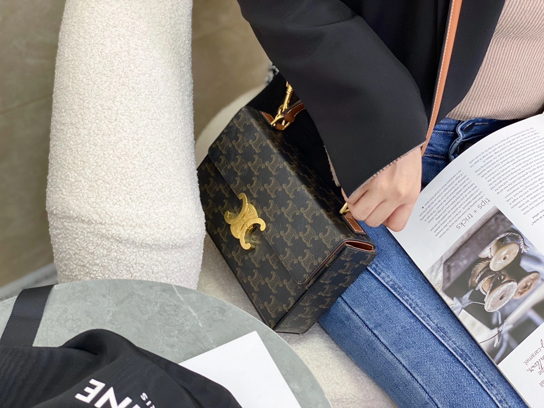 Top mirror Celine Triomphe Bags