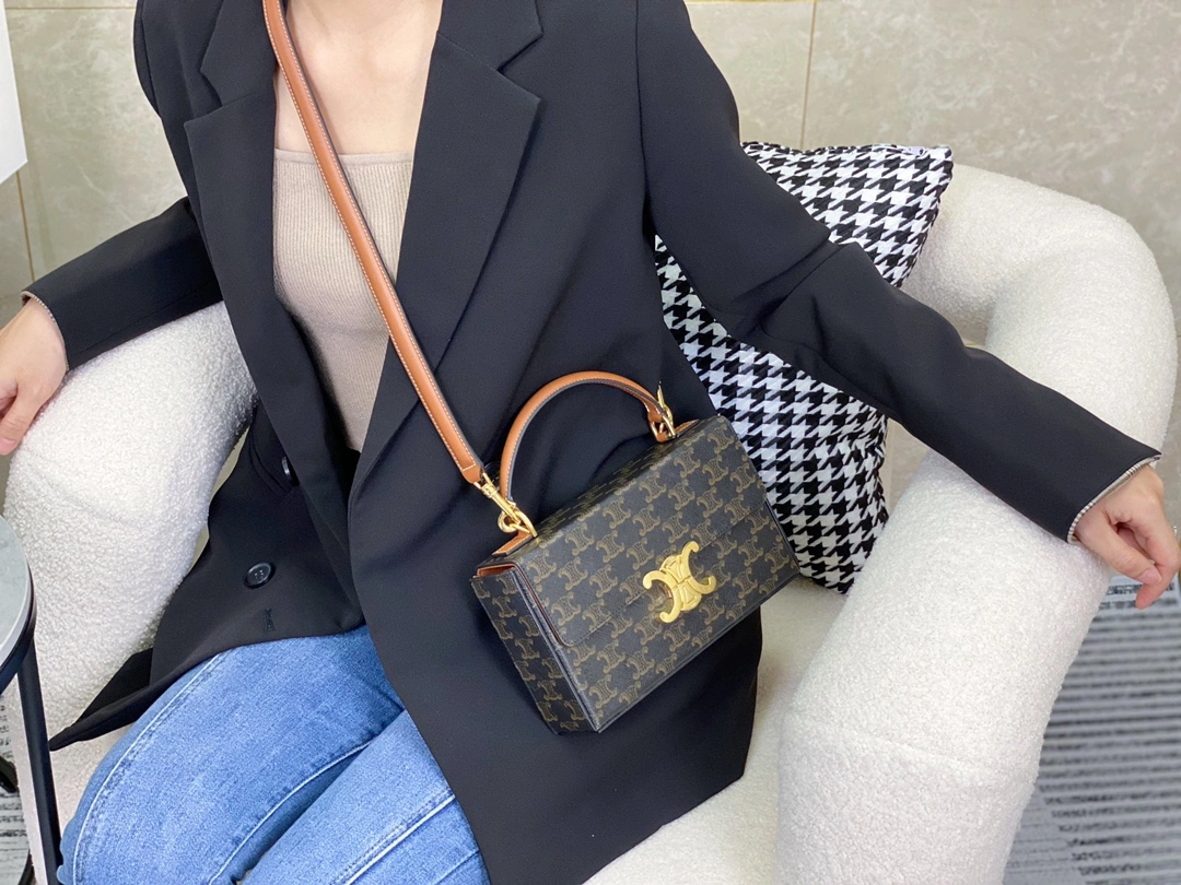 Top mirror Celine Triomphe Bags