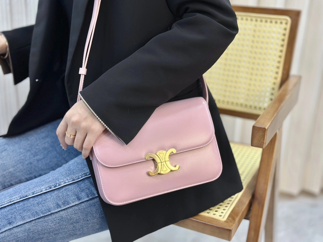 Perfect replica Celine Triomphe Bags