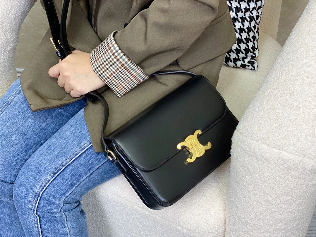 Top mirror Celine Triomphe Bags