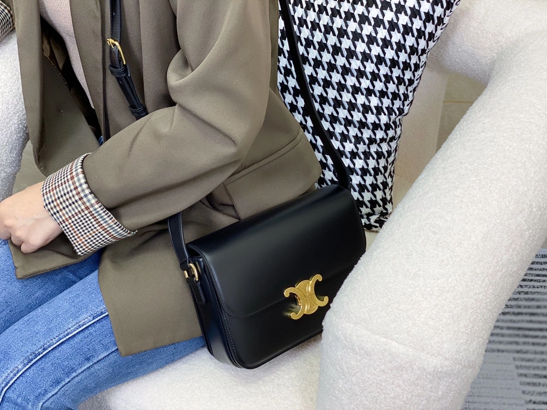 Top mirror Celine Triomphe Bags