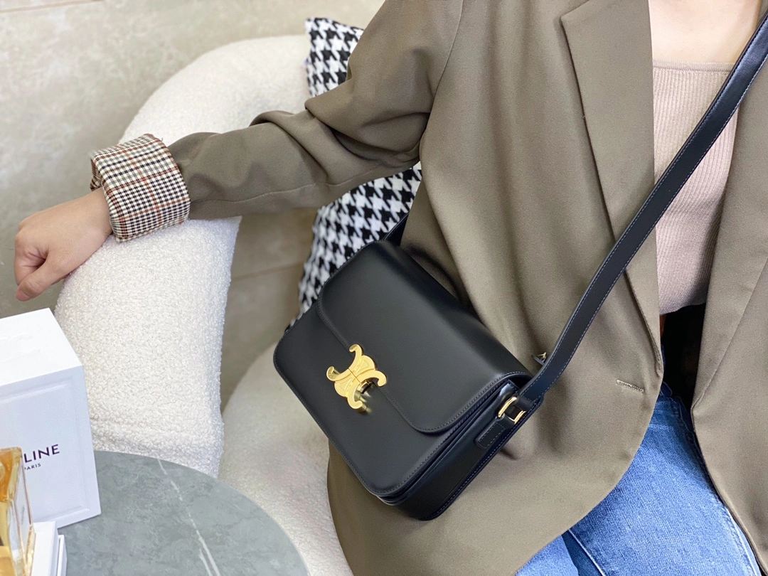 Top mirror Celine Triomphe Bags