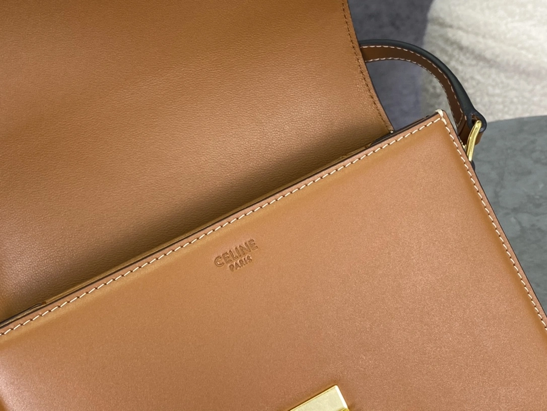 Precise copy Celine Triomphe Bags