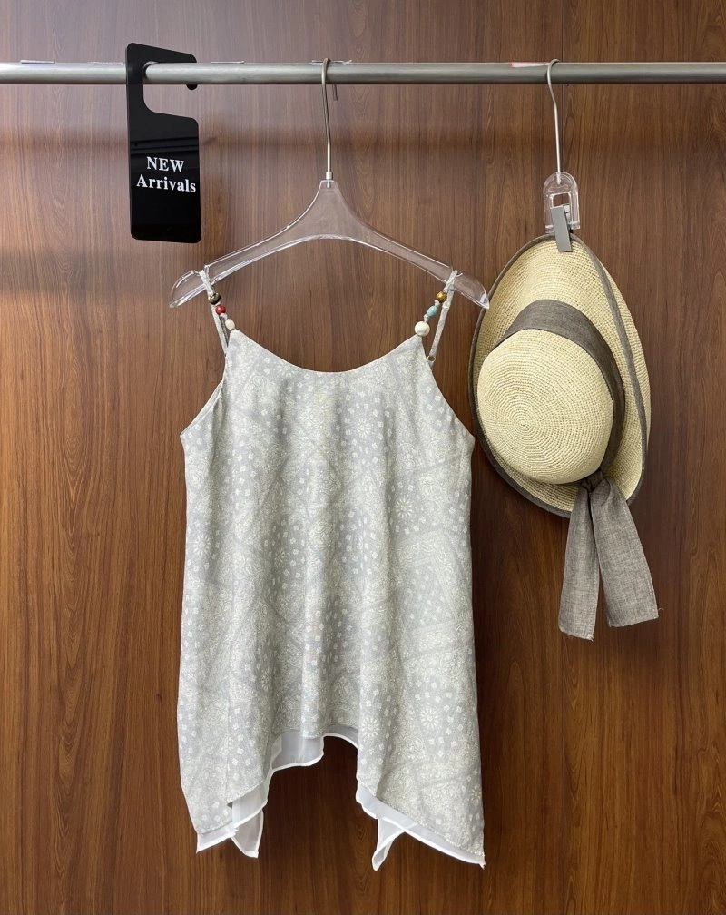 Low-cost Celine Vest