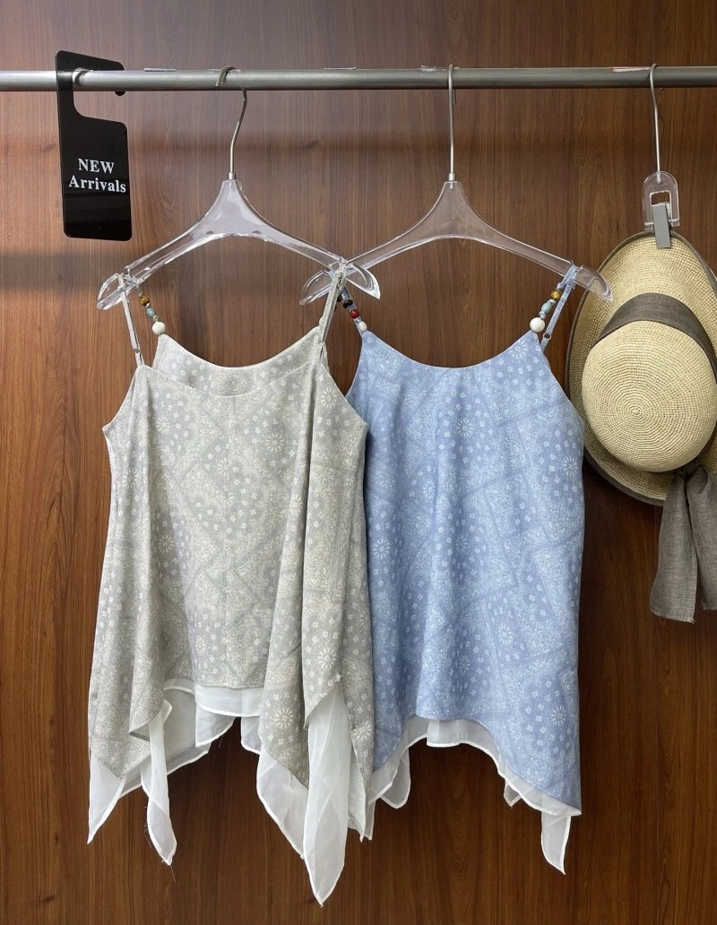 Low-cost Celine Vest