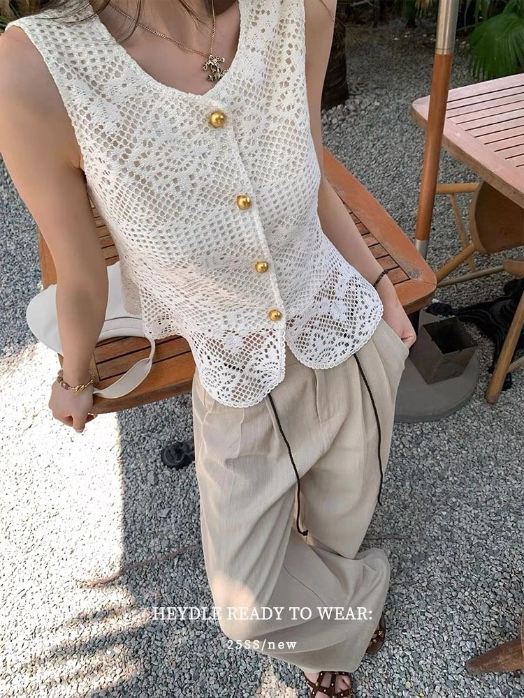 Exact replica Celine Vest