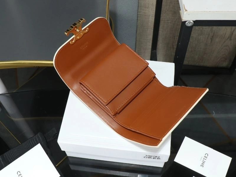Accurate model Celine Wallets Purse