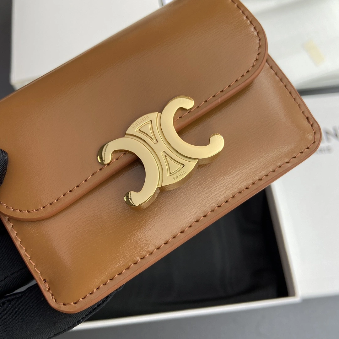 High accuracy Celine Wallets Purse