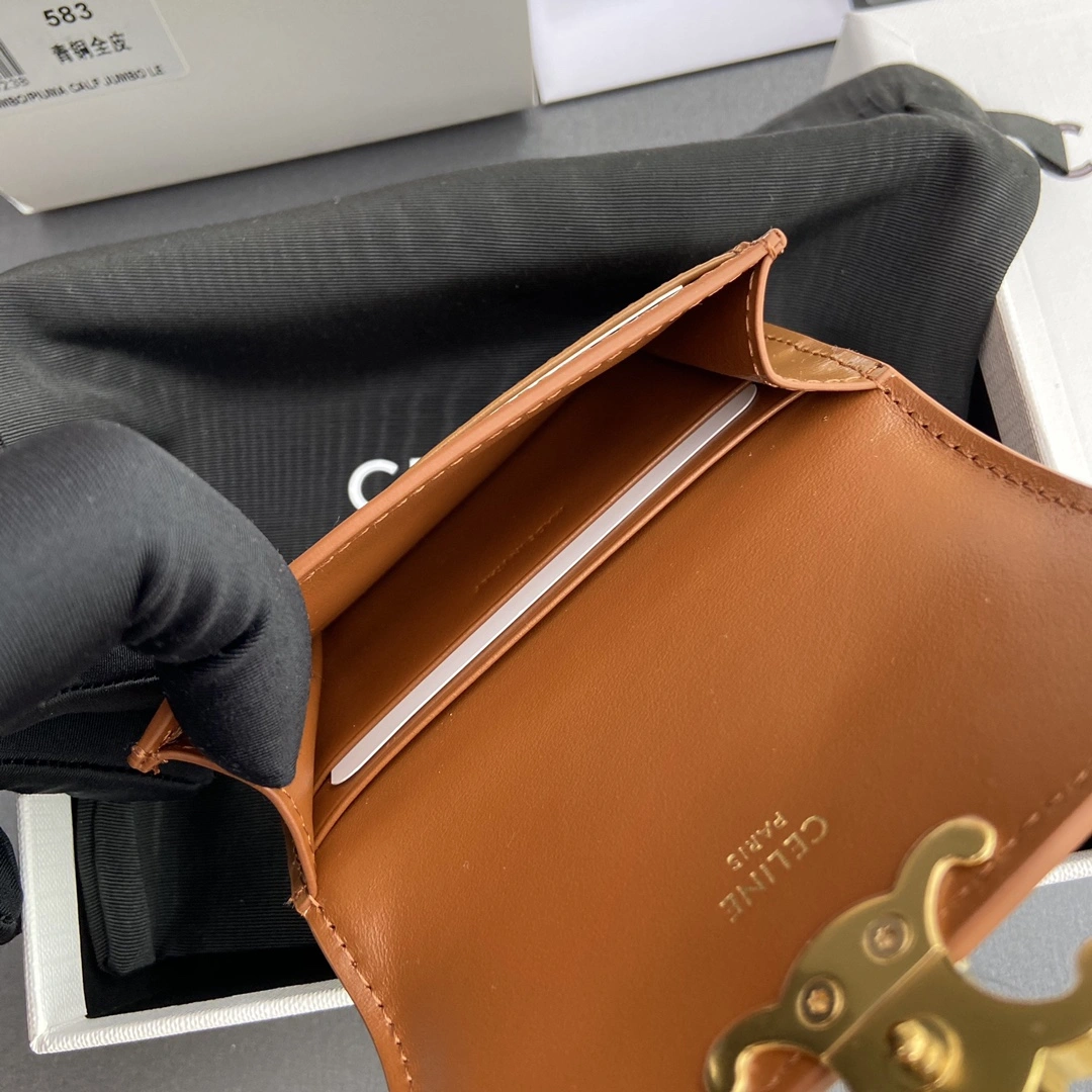 High accuracy Celine Wallets Purse