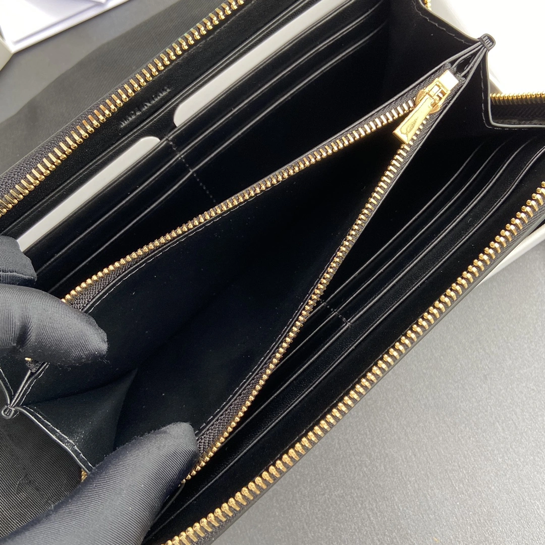 Exact replica Celine Wallets Purse