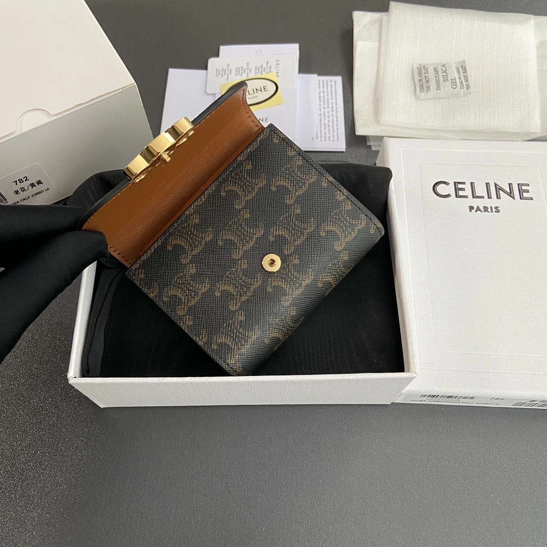 Accurate model Celine Wallets Purse