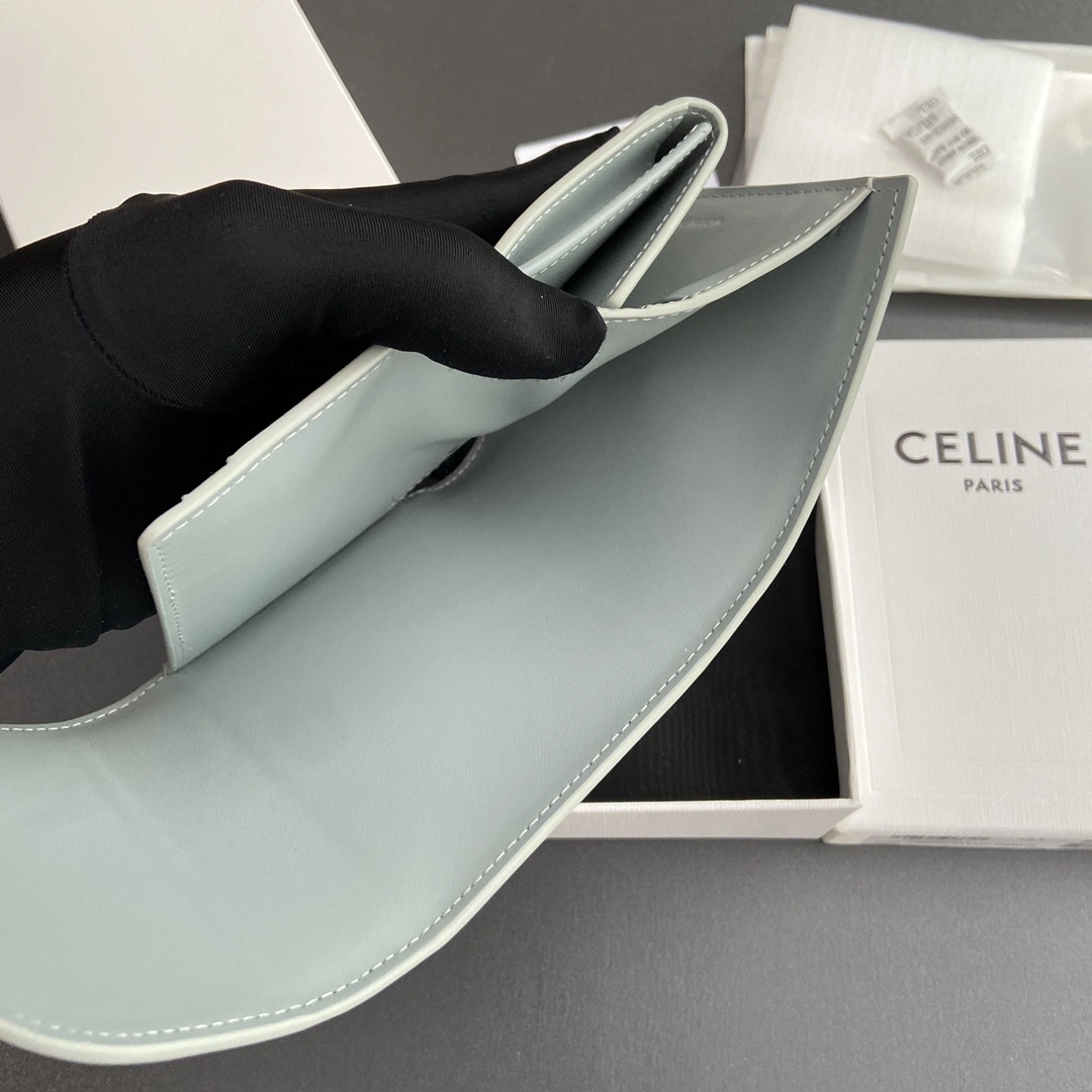 High accuracy Celine Wallets Purse