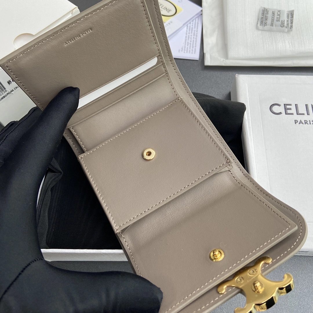 Brand-authenticated Celine Wallets Purse