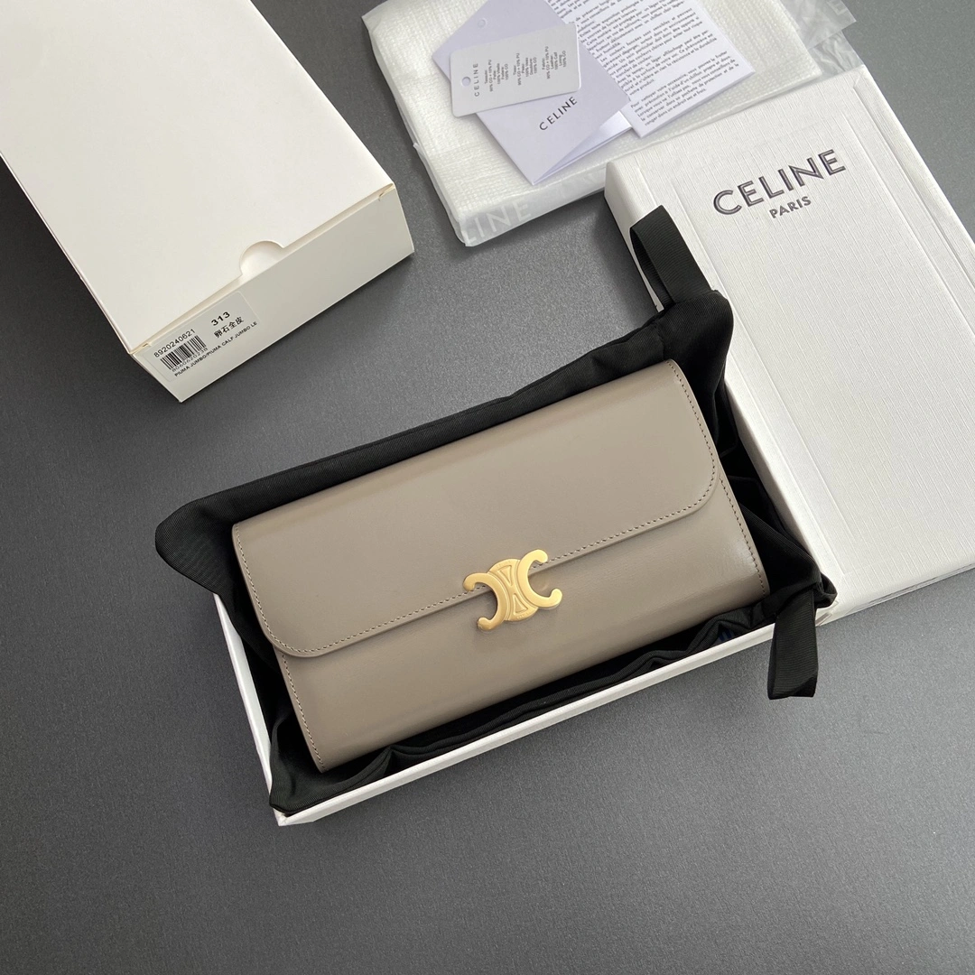 High accuracy Celine Wallets Purse